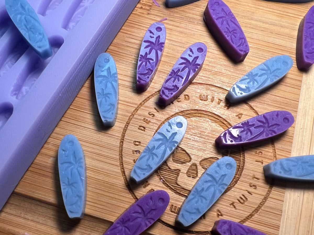 Surf Board Scrape n Scoop Wax Silicone Mold | Designed with a Twist